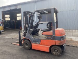 11935 TOYOTA 7FB25 | フォークリフトの中古車販売 | ハナフォークリフト│フォークリフトの中古販売・高価買取・レンタル・新車販売